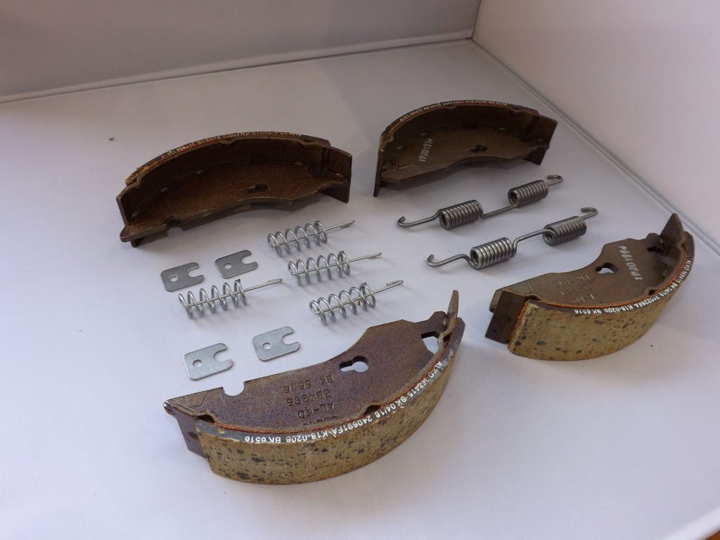 Alko 160 x 35 Brake Shoes Kit - Landpower Machinery