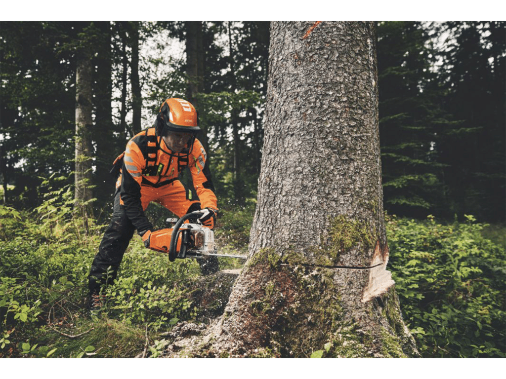 STIHL MS 400.1 Petrol Chainsaw - Landpower Machinery
